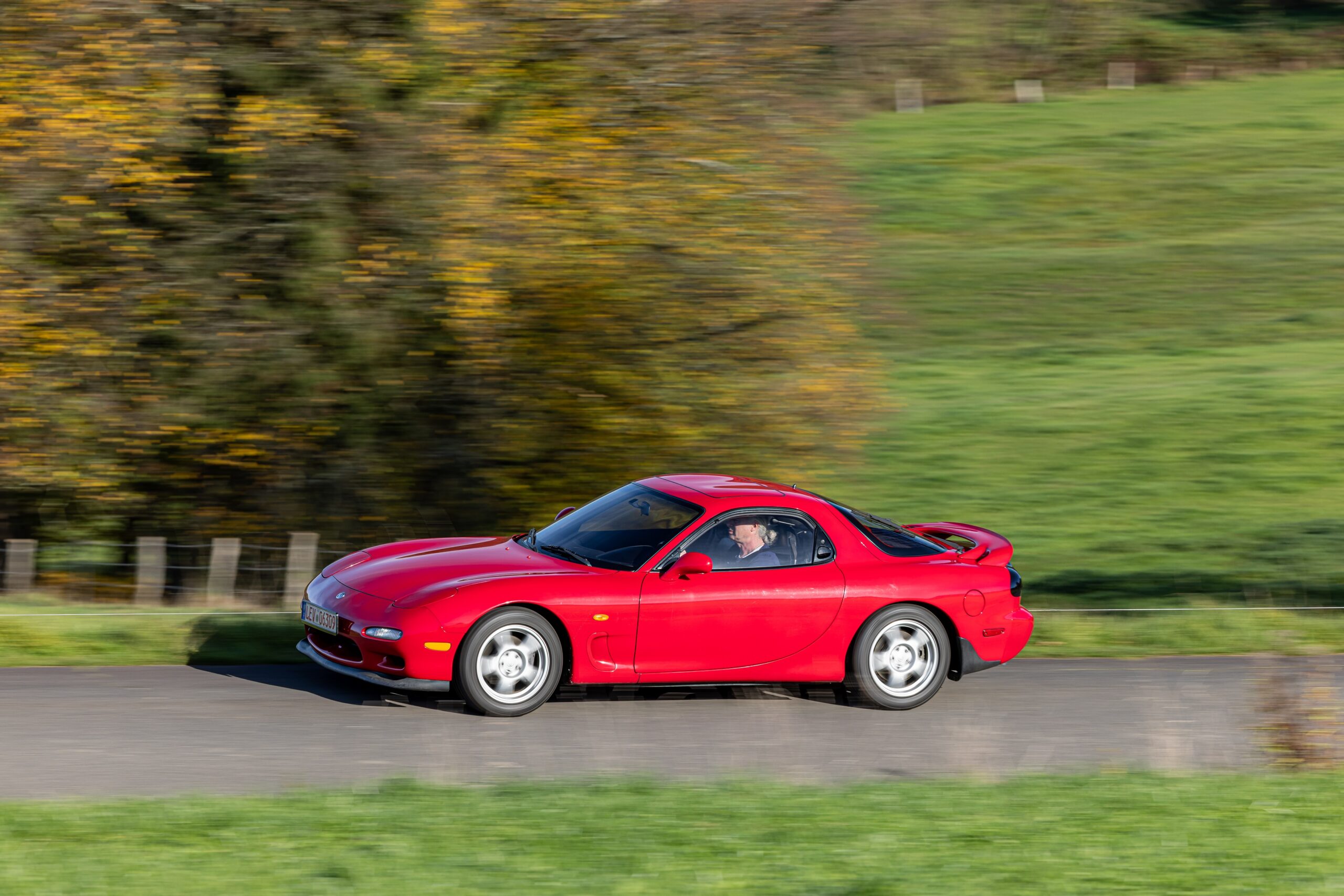 Großes Mazda RX-7 Treffen bei Mazda Classic am Samstag, 27. Juli 2024 ...